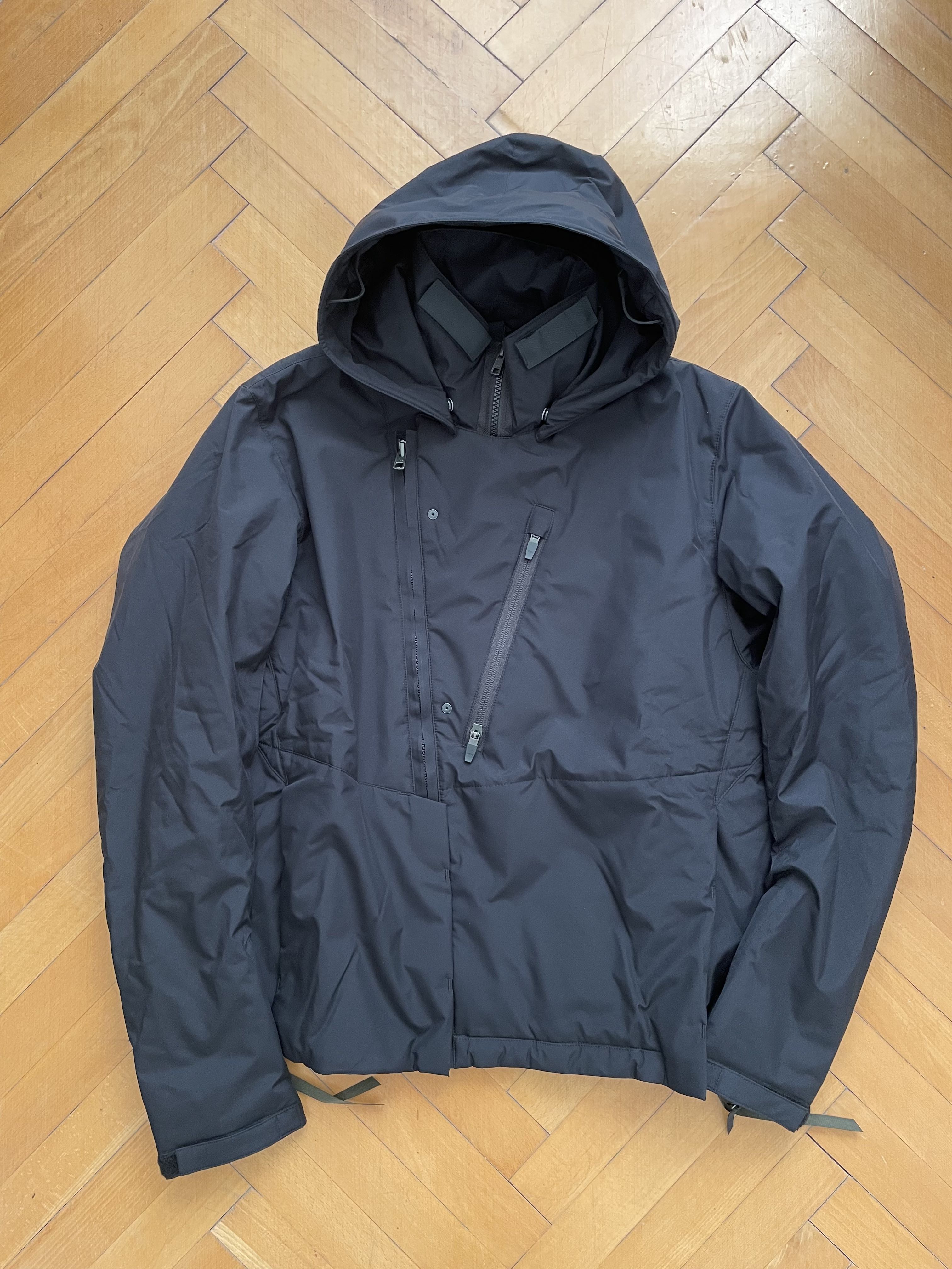 ACRONYM J68-PL | j10l12h8 | REVERSIBLE
