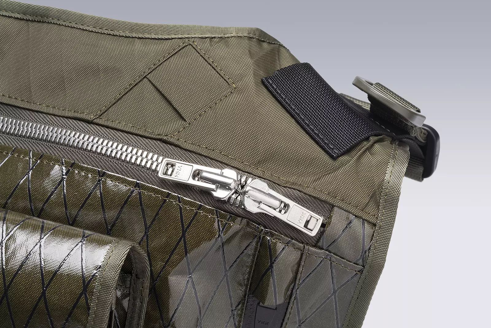 ACRONYM Acronym 3A-1-MIX | acr_ldn | REVERSIBLE