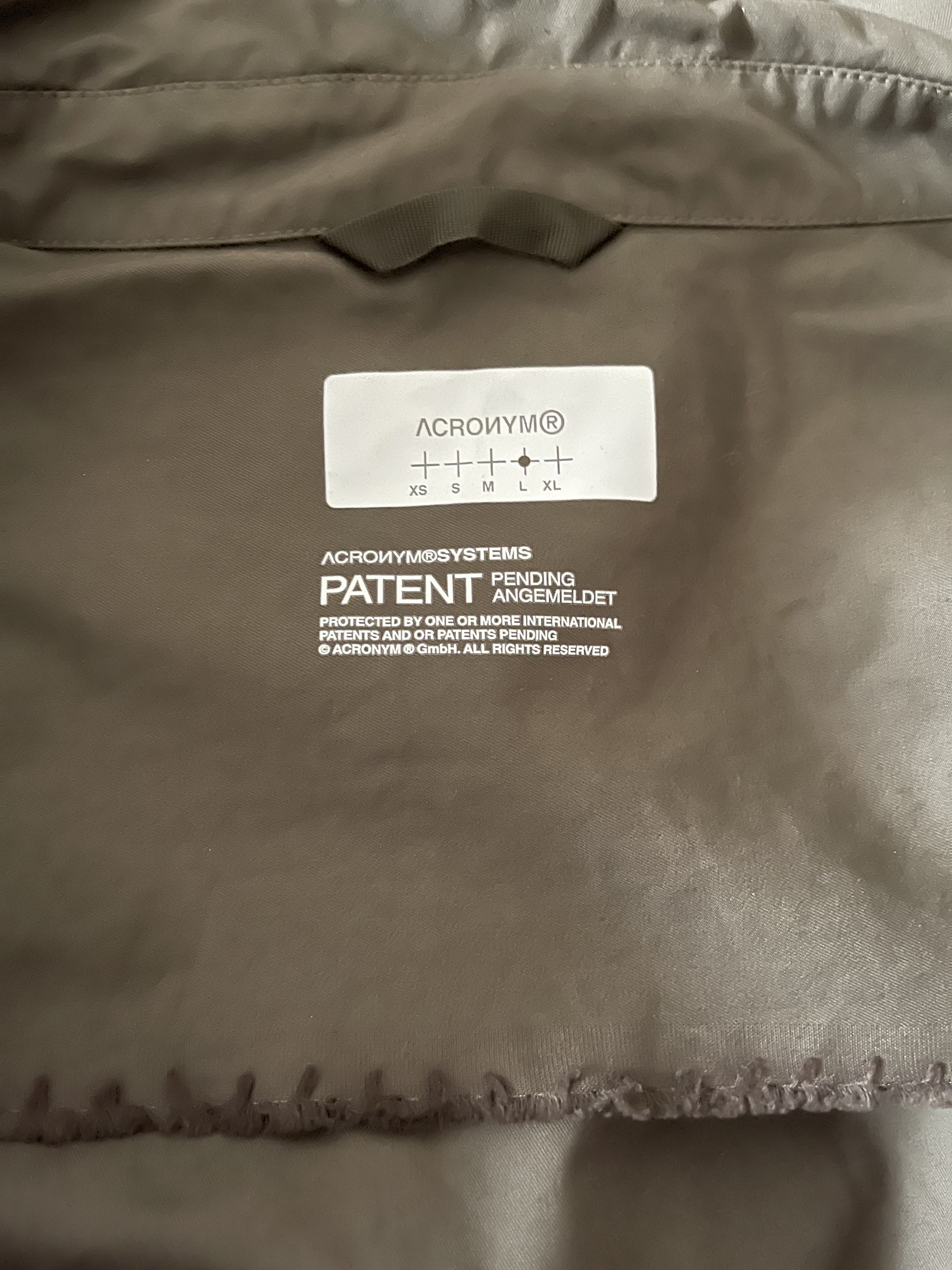 ACRONYM J68-s | rdkp | REVERSIBLE