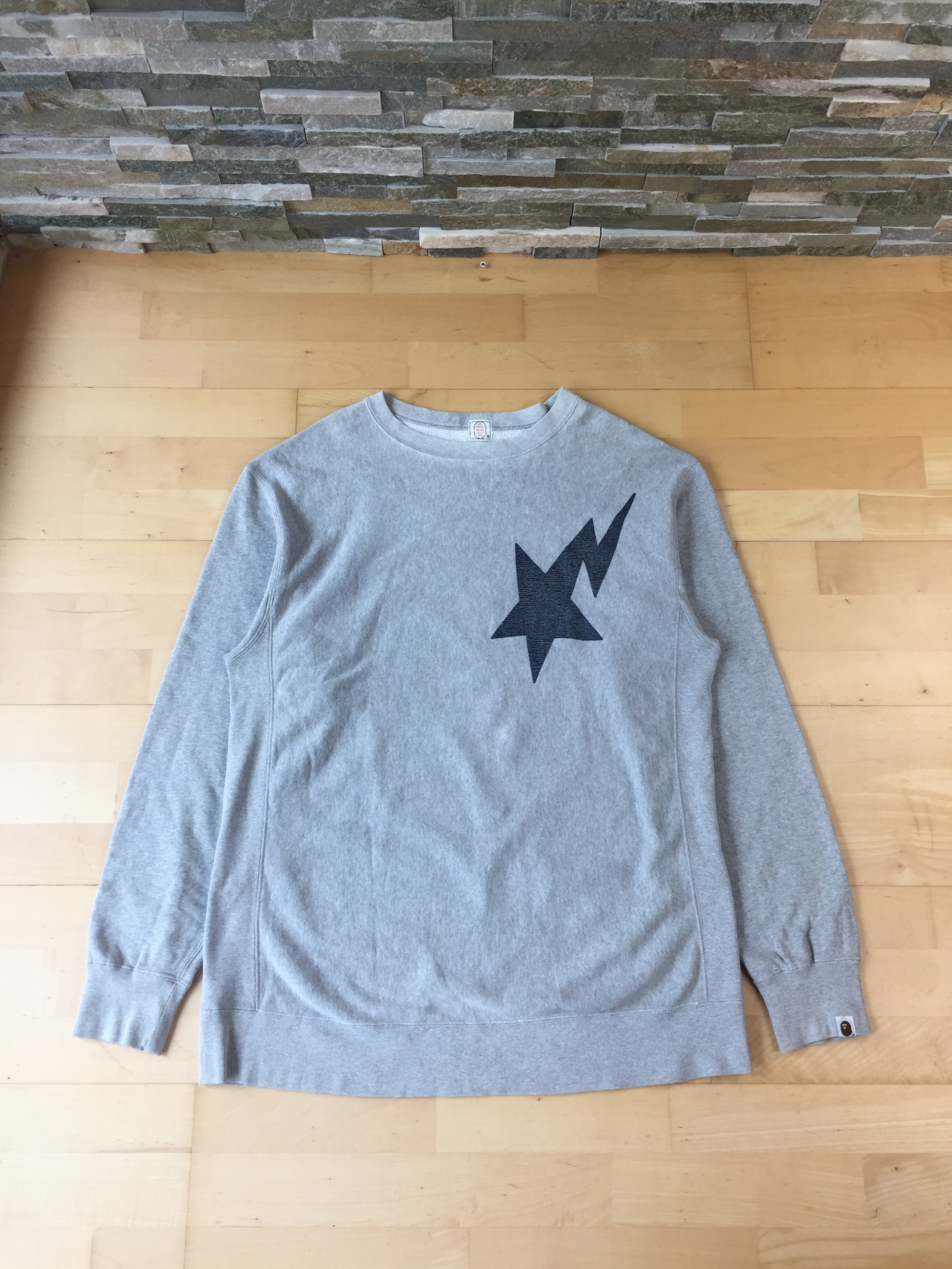 A BATHING APE® Bape Bapesta Chest Logo Sweater | froxento | REVERSIBLE