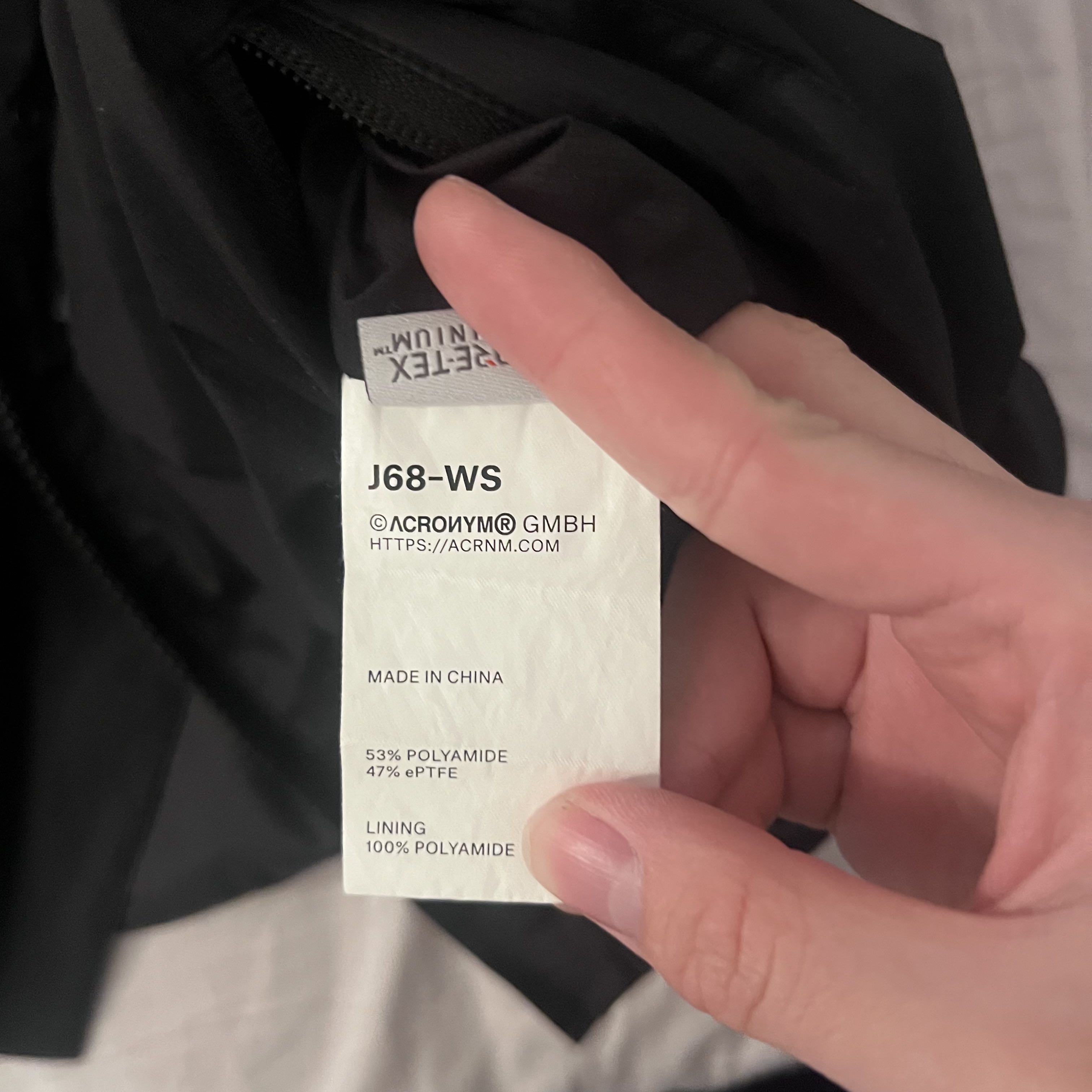 ACRONYM J68-WS | kirby126 | REVERSIBLE