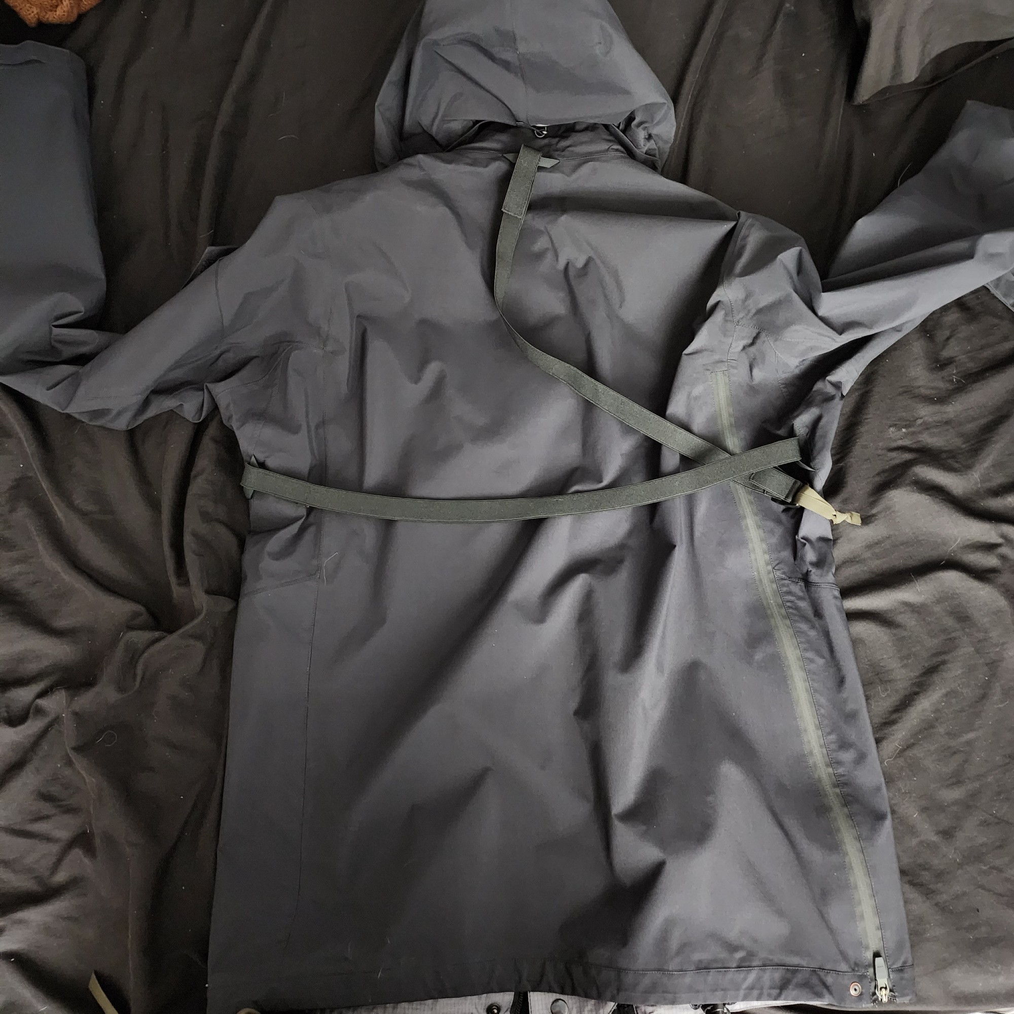 ACRONYM J47ts-GT | avantsol | REVERSIBLE