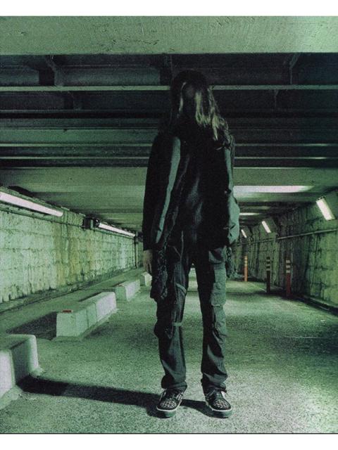 NUMBER (N)INE AW05 The High Street Fender Font Low Cab ...