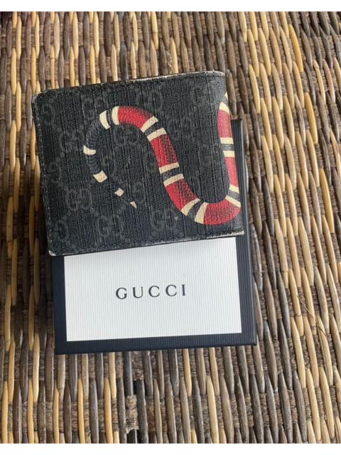 GUCCI Authentic Gucci Snake Wallet | abistairs | REVERSIBLE